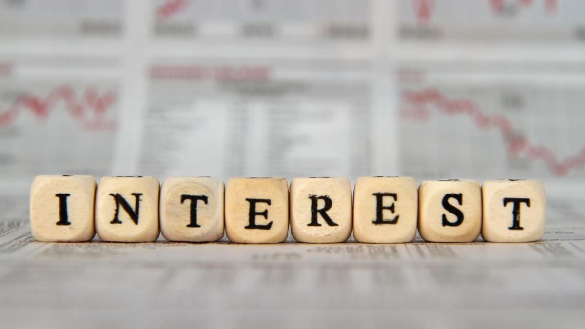 How does interest work with debt – Finance & Savings Blog